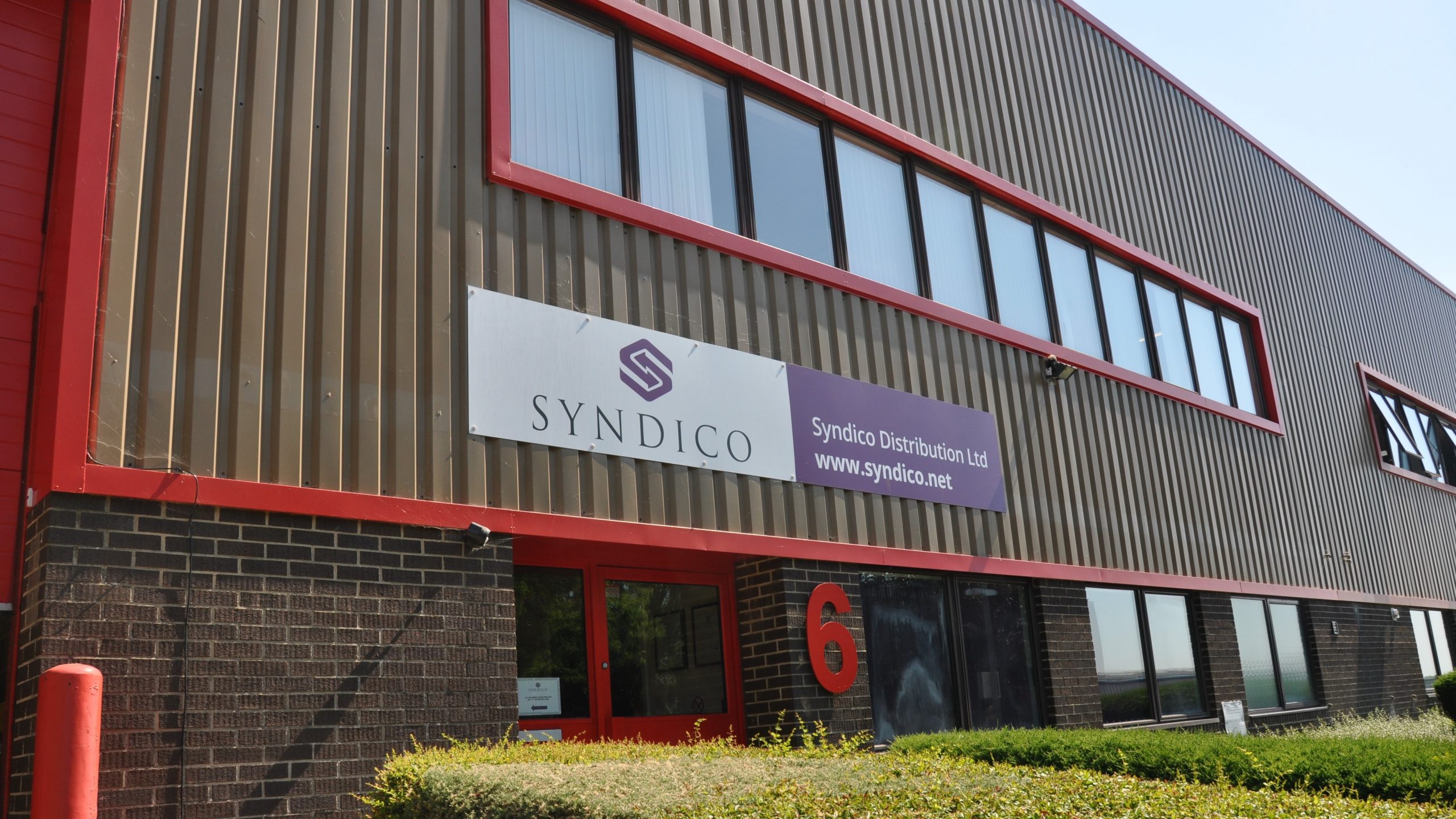 Transforming Team Communication in Retail and Hospitality with VoCoVo